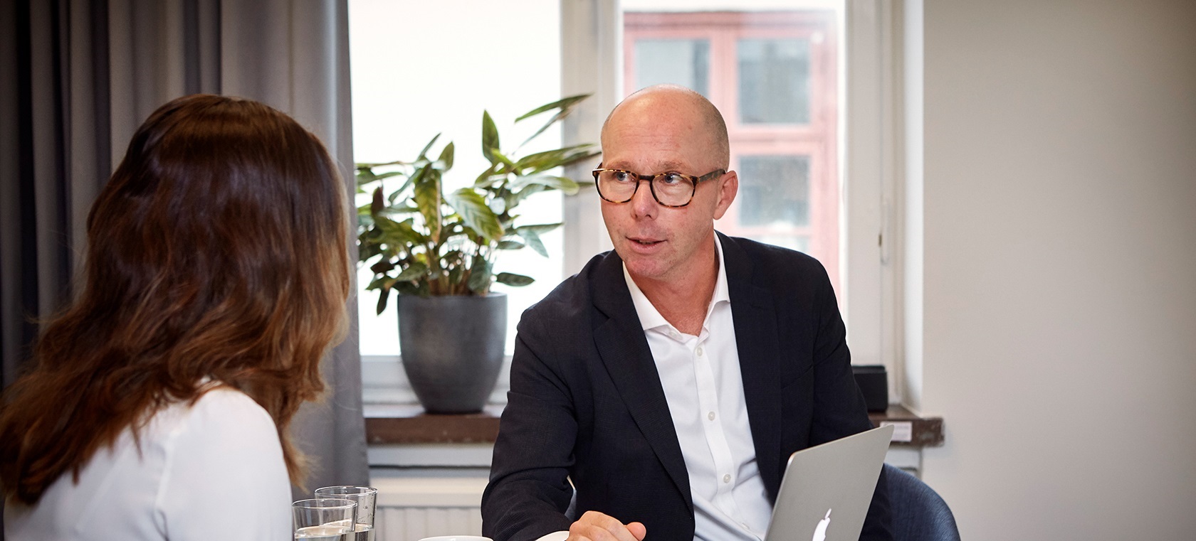 How do you actually balance the expectations of leadership? – Signium